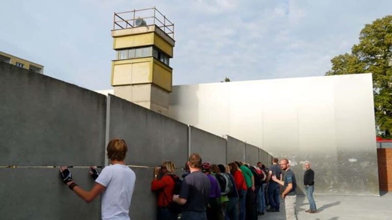 Berlin: Guided Bike Tour of The Wall and Third Reich - The Experience on the Ground