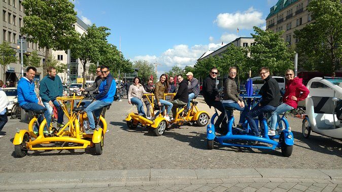 Berlin : Guided Private Sightseeing Tours with Funbikes, Teambikes - FAQ
