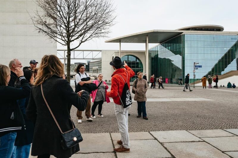 Berlin: Guided Walking Tour around the Reichstag - Key Points