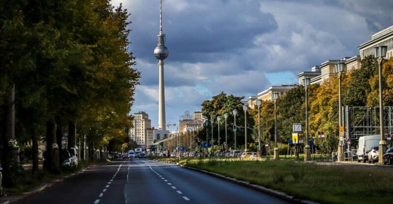 Berlin: Guided Walking Tour in English - The Value of This Tour
