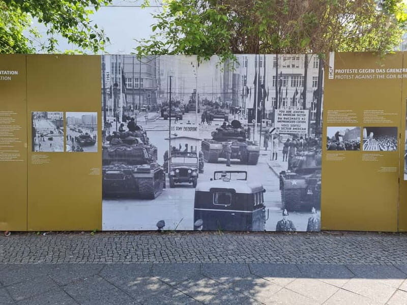 Berlin: Guided walking tour of the Secrets of the Berlin Wall - Exploring the Berlin Wall: A Guided Walking Tour of Its Secrets