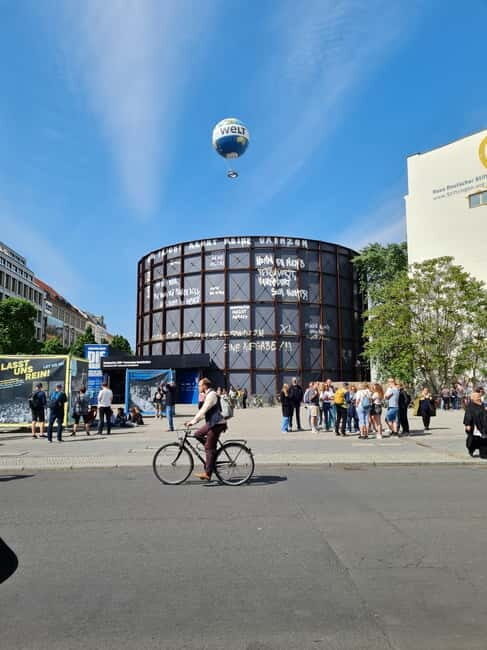 Berlin: Guided walking tour of the Secrets of the Berlin Wall - An In-Depth Look at the Tour Itself
