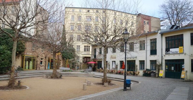 Berlin: Hackesche Höfe Courtyards Walking Tour - What to Expect from the Tour