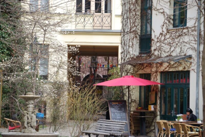 Berlin: Hackesche Höfe Courtyards Walking Tour - Practical Tips for Participants