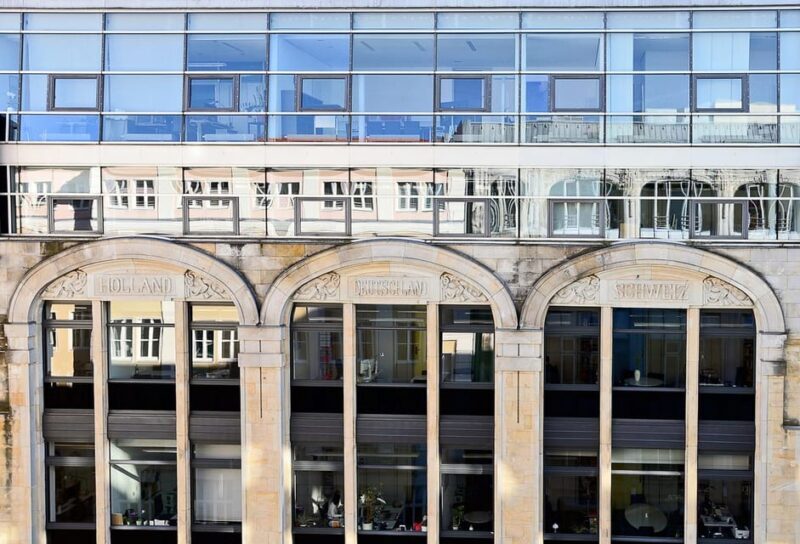 Berlin: Hidden gems around the Gendarmenmarkt - Guided walking tour - A Closer Look at the Tour Experience