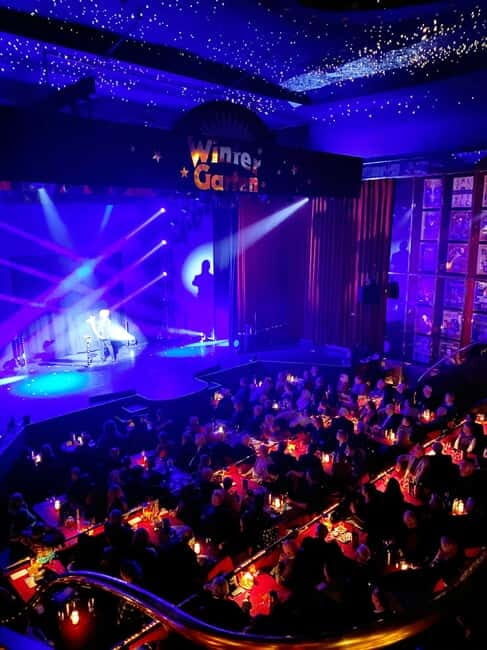 Berlin: Highlight Show "FLYING LIGHTS" - Variety Show - Introduction