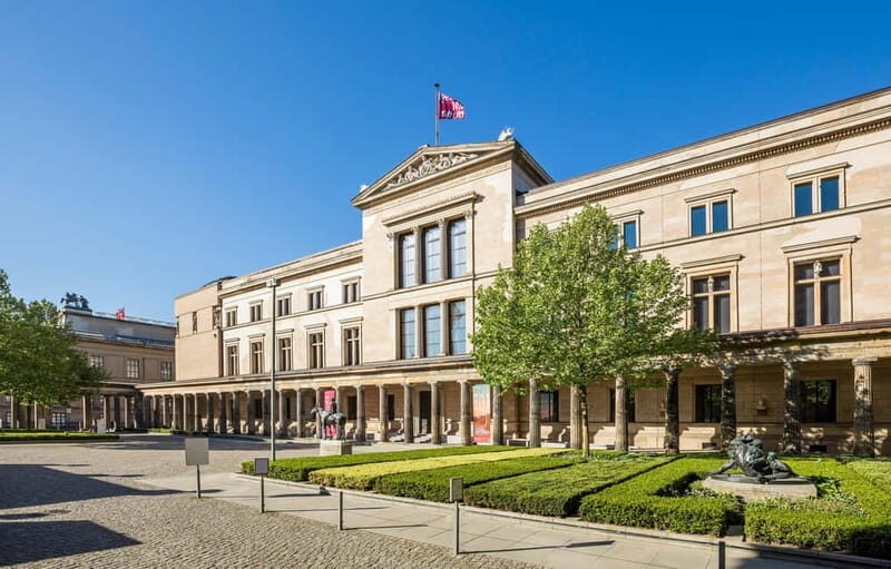 Berlin: Highlights Neues Museum Guided Tour - An Overview of the Tour Experience