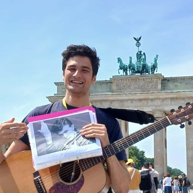 Berlin: Historical Walking Tour with Live Music - Why Choose This Tour?