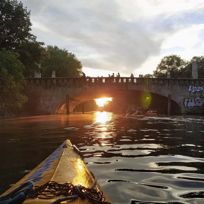 Berlin: Kayaking Tour Kreuzberg - Sunset on Landwehr Canal - The Sum Up