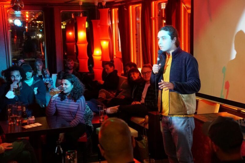 Berlin: Laughing Spree Comedy Show on a Boat - What to Expect During the Show