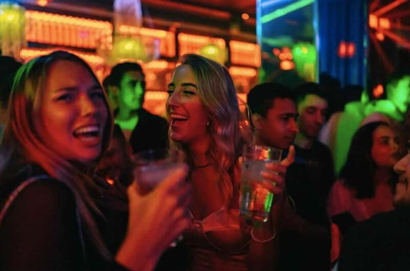 Berlin: Ludwig's Private Pub Crawl with VIP Club Entry - An Inside Look at Ludwig’s Private Pub Crawl in Berlin
