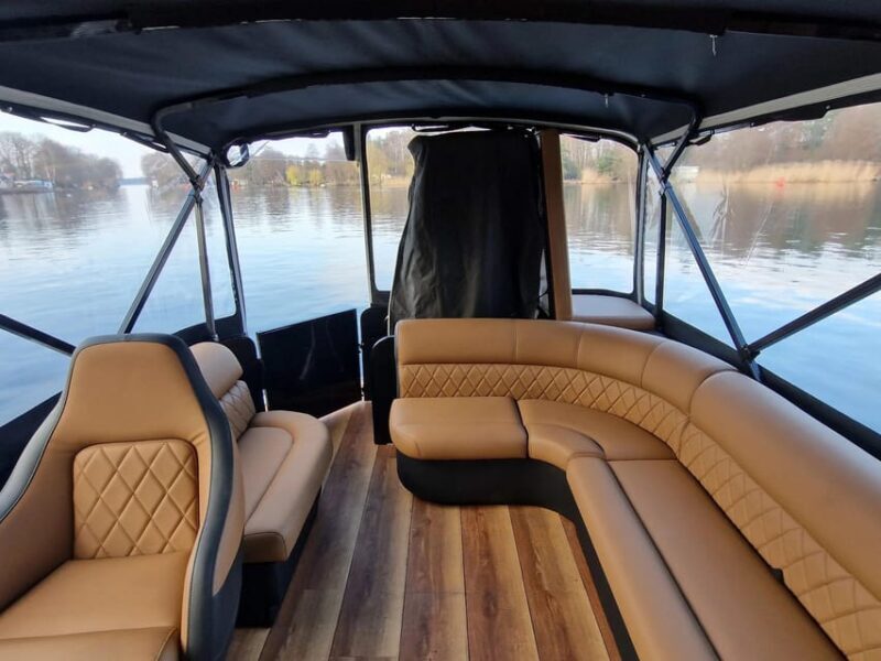 Berlin: Luxury Pontoon Kuba Rental - An Ideal Escape from Urban Life
