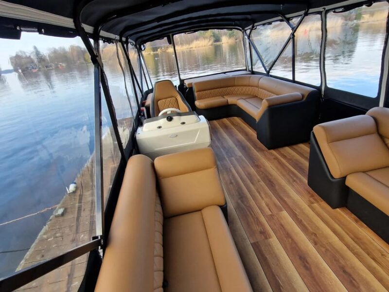 Berlin: Luxury Pontoon Kuba Rental - The Practical Details