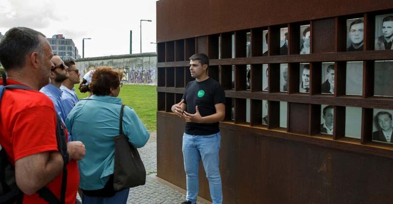 Berlin: Muro,Guerra Fría y Museo de la Stasi - Frequently Asked Questions