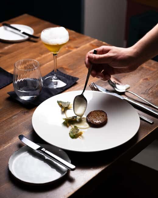 Berlin: New Year's Eve Vegan Michelin Dinner at Bonvivant - Introduction