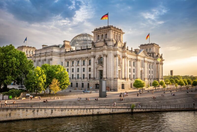 Berlin: Old Town Highlights Private Walking Tour - The Practical Side: Pricing, Access, and Tips