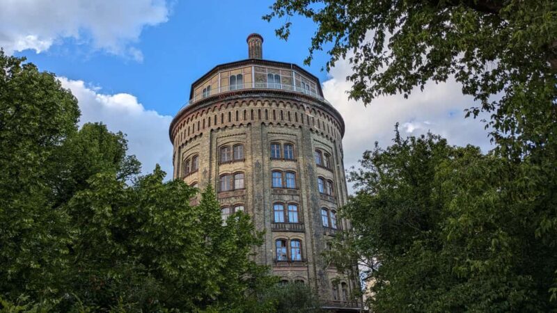 Berlin: Prenzlauer Berg neighborhood tour - Key Points