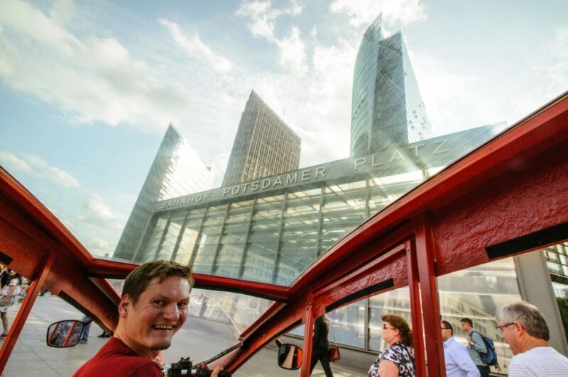 Berlin: Private E-Rickshaw Tour with Hotel Pickup Service - Key Points