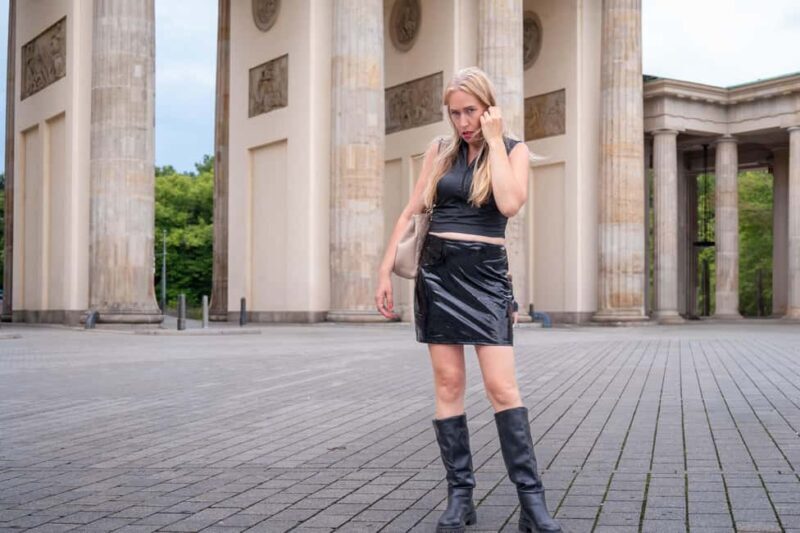 Berlin: Private Photoshoot with Professional Photographer - Key Points