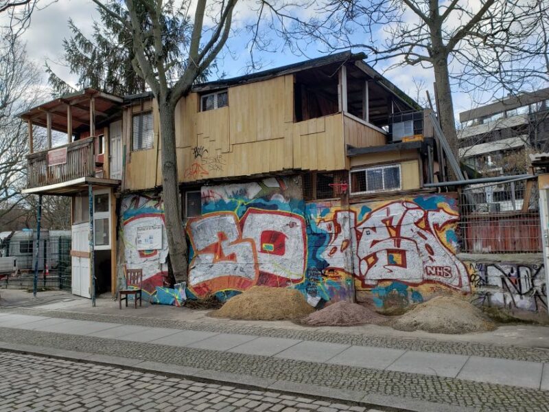 Berlin: Private tour through the district of Kreuzberg - Pricing and Value Analysis