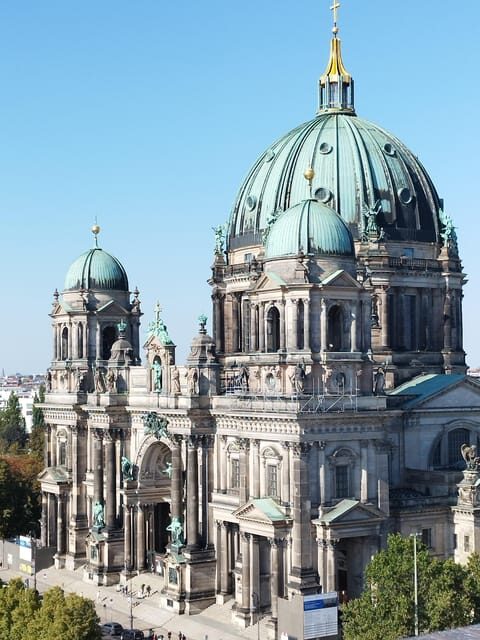 Berlin Rickshaw Cruise Cruise line Ships Start Haubtbahnhof - Who Will Love This Tour?