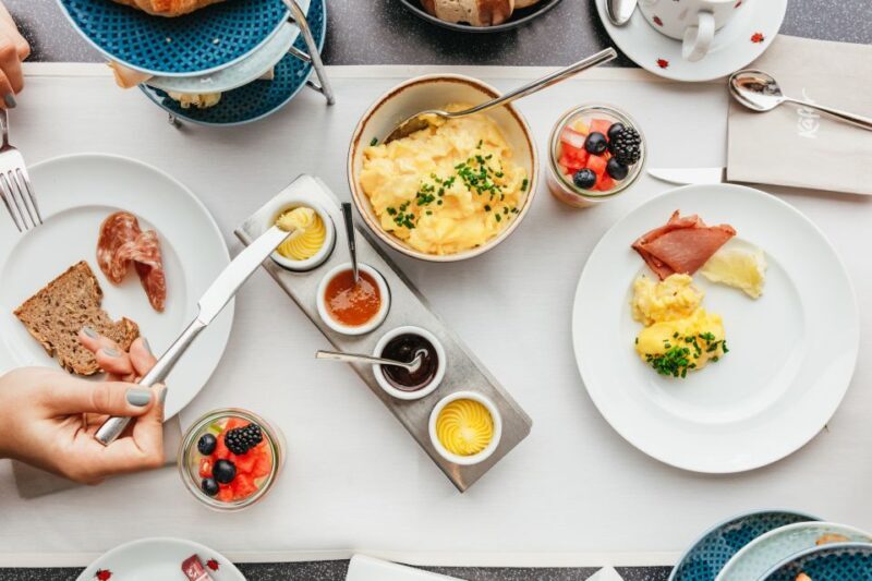 Berlin: Rooftop Breakfast at Käfer Restaurant Reichstag - Who Will Love This Experience