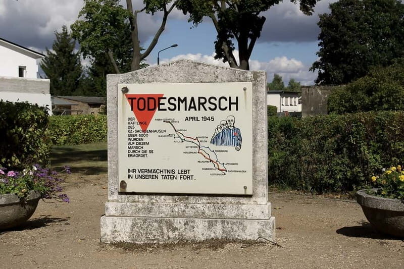 Berlin & Sachsenhausen: 5-Hour Tour "Third Reich" by VW-Bus - An Honest Look at the Tour Experience