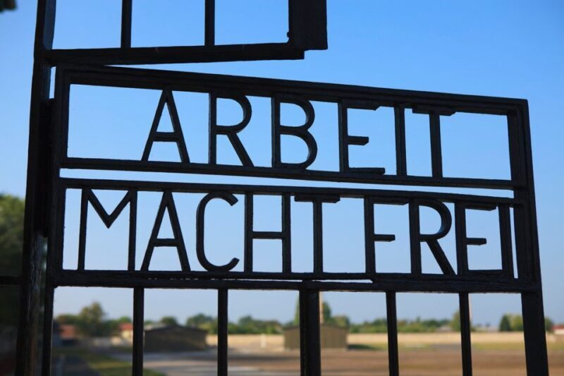 Berlin: Sachsenhausen Memorial 6-Hour Tour in Spanish - A Closer Look at the Sachsenhausen Tour