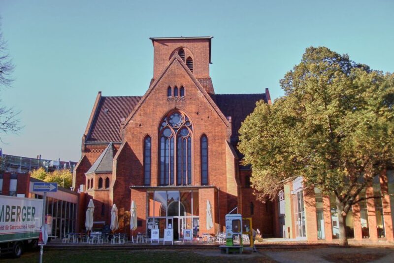 Berlin: Schillerkiez and Rollberg Walking Tour - Authenticity and Authentic Experiences