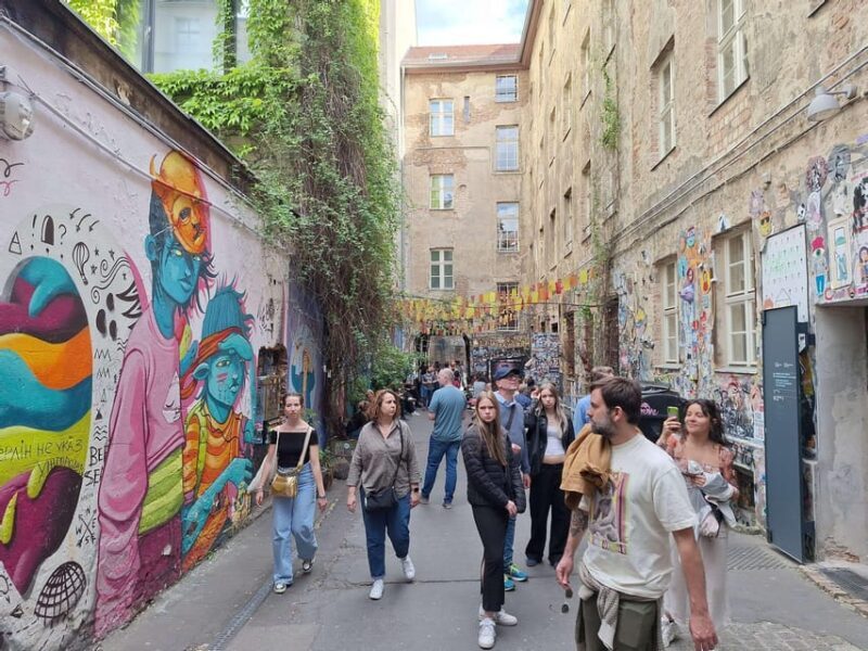 Berlin: Secrets of Berlin Bike Tour - Key Points