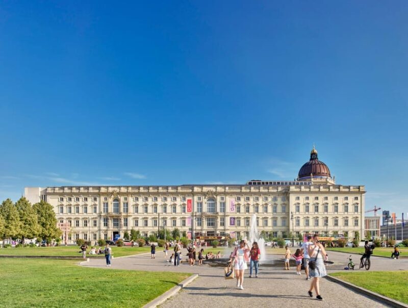 Berlin: "The Humboldt Forum for Newbies" Guided Tour - Key Points