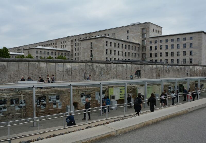 Berlin: The Time of National Socialism Walking Tour - Pariser Platz and the Reichstag