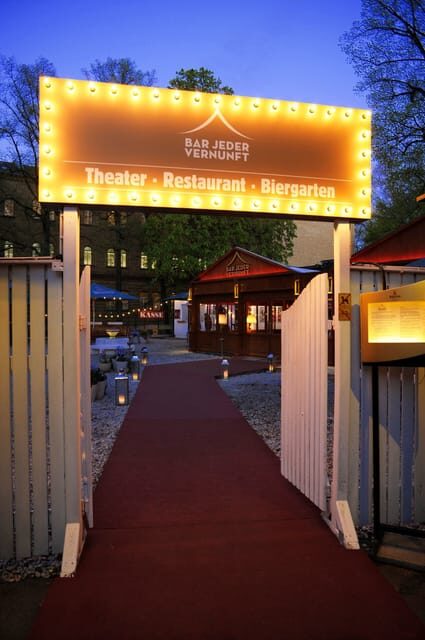 Berlin: Ticket for Bar Jeder Vernunft - Theater & Restaurant - FAQ