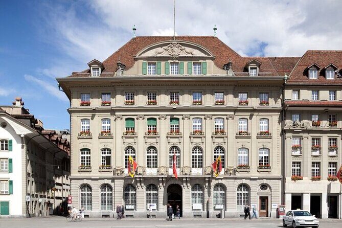 Bern Highlights and Hidden Gems Walking Tour With A Guide - What Makes This Tour Stand Out?