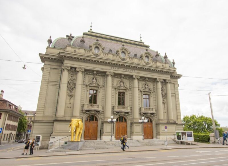 Bern: Private Exclusive History Tour with a Local Expert - Exploring Bern with a Local Expert