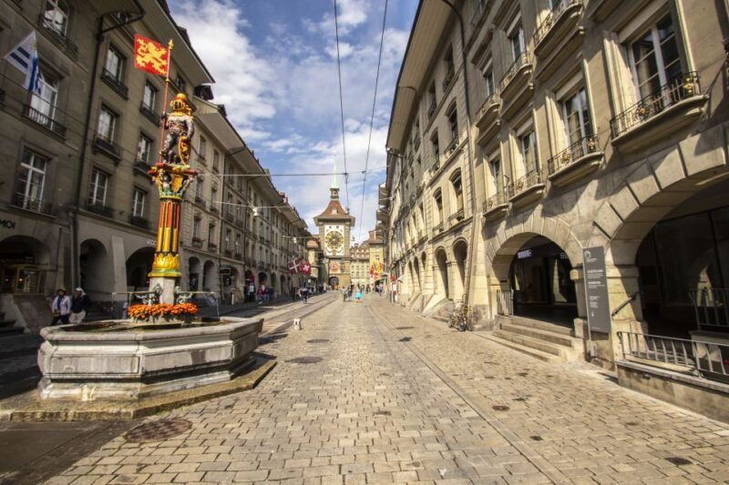 Bern: Private Express Walk with a Local in 60 minutes - Price and Value