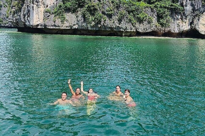 Best 2D1N Lan Ha Bay Cruise: BBQ dinner, Viet Hai Ancient Village - Detailed Look at the Itinerary