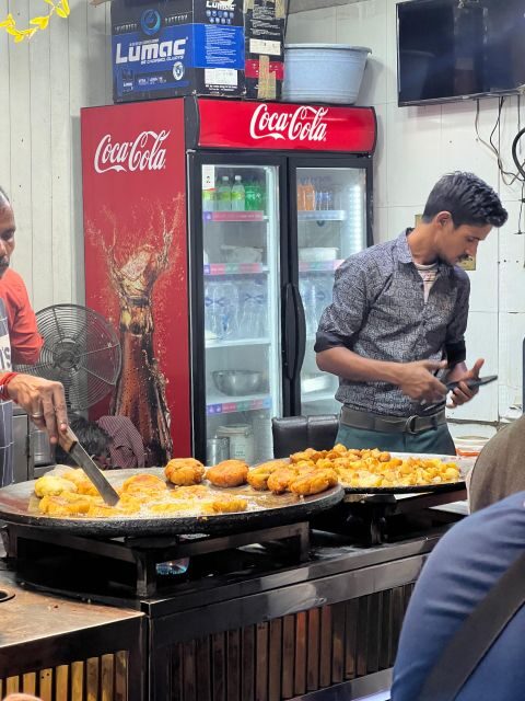 Best 3 hour Evening Street Food & Local Bazar Tour in Agra - Authenticity and Local Flavor in Every Bite