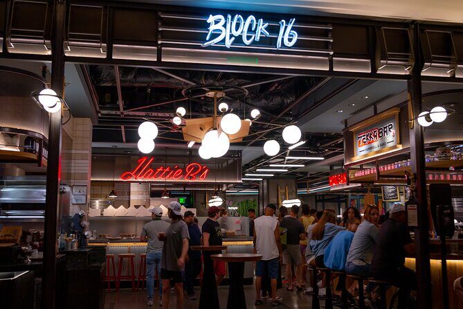 Best Bites on The Las Vegas Strip: A Traveler's Guide to Sin City - Practical Considerations: Accessibility and Comfort