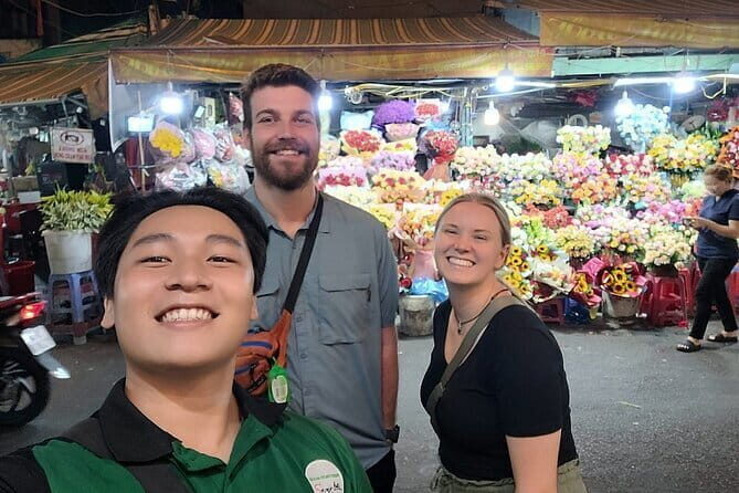 Best Choice Sai Gon Motorbike by Night Street Food Tour - Key Points