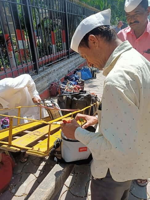 Best Combo Tour: Dabbawalas, Dhobi Ghat and Slum with Train - Final Thoughts