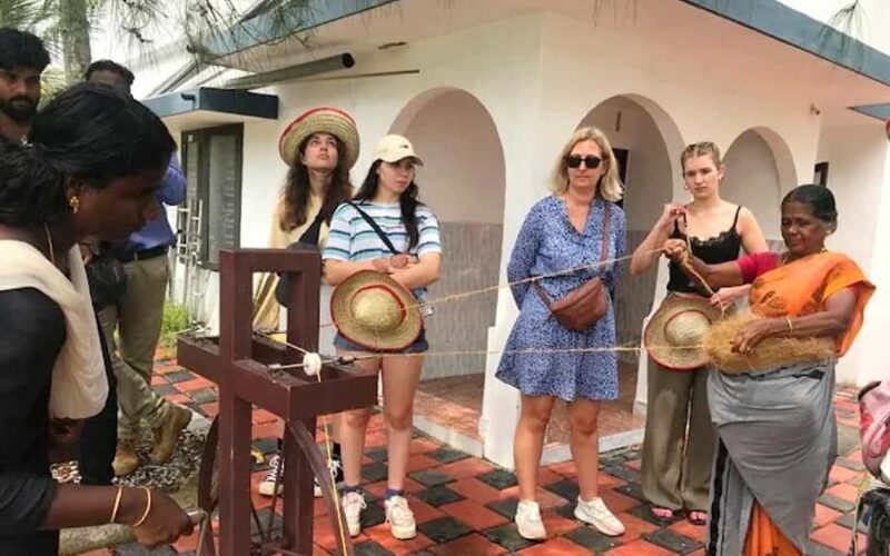 Best Day Tour from Trivandrum to Ashtamudi Lake Backwaters - An In-Depth Look at the Tour Experience