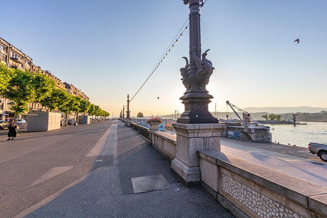 Best Intro Tour of Geneva with a Local - The Stops that Make It Special