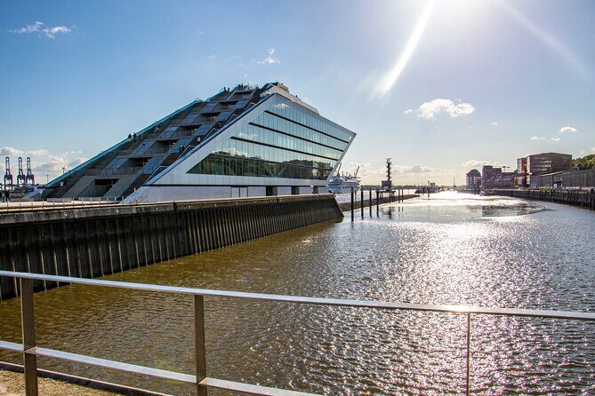 Best Intro Tour of Hamburg with a Local - An In-Depth Look at the Hamburg Tour Experience