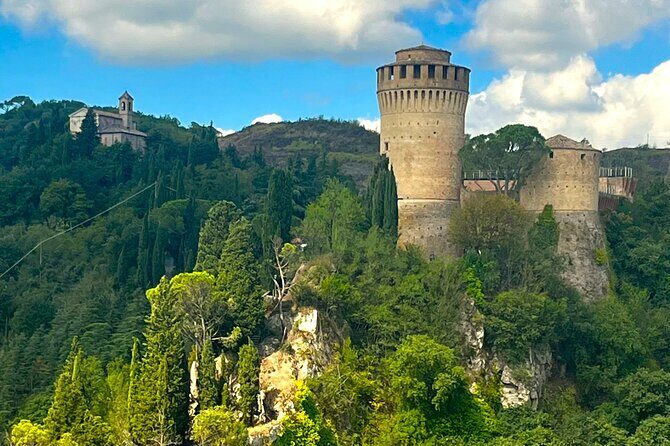 BEST MEDIEVAL VILLAGES GETAWAY - Private Day Tour from Bologna - Key Points