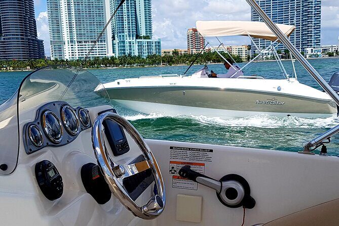Best Miami self-driving boat rental! - Safety & Practical Considerations