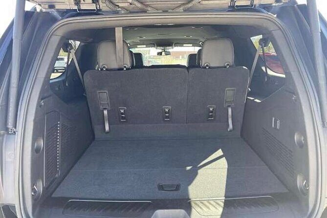 Best Nashville limo service and airport Transportation- Departure - Who Is This Service Best For?