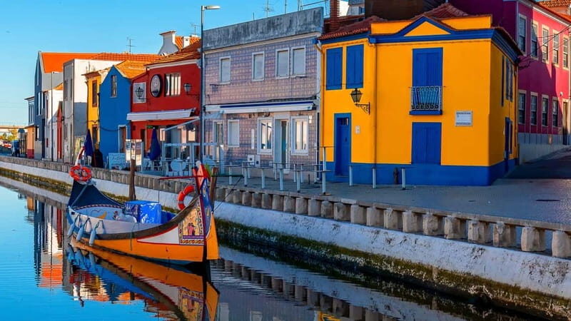 Best of Aveiro: Private Walking Tour with a Local - Who’s this tour best for?