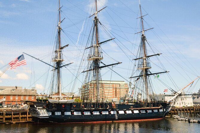 Best of Boston Small Group Tour w/Boat Cruise - Key Points