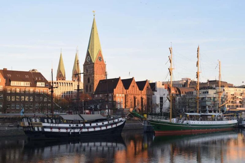 Best of Bremen Private Walk Tour with a Professional Guide - Exploring Bremen’s Historic Neighborhoods